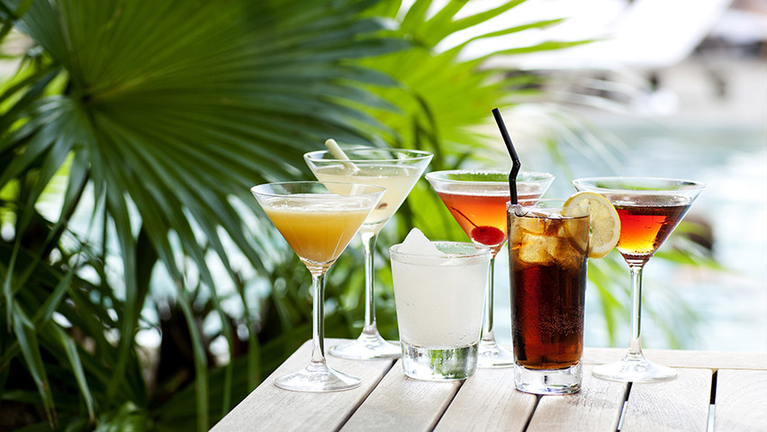 WATERFALL BAR - Grand Hyatt Hong Kong Restaurants